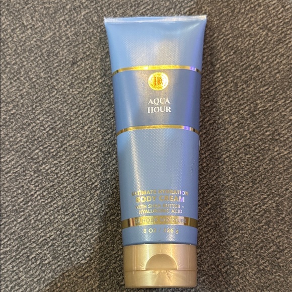Bath & Body Works | Bath & Body | Aqua Hour Body Cream | Poshmark